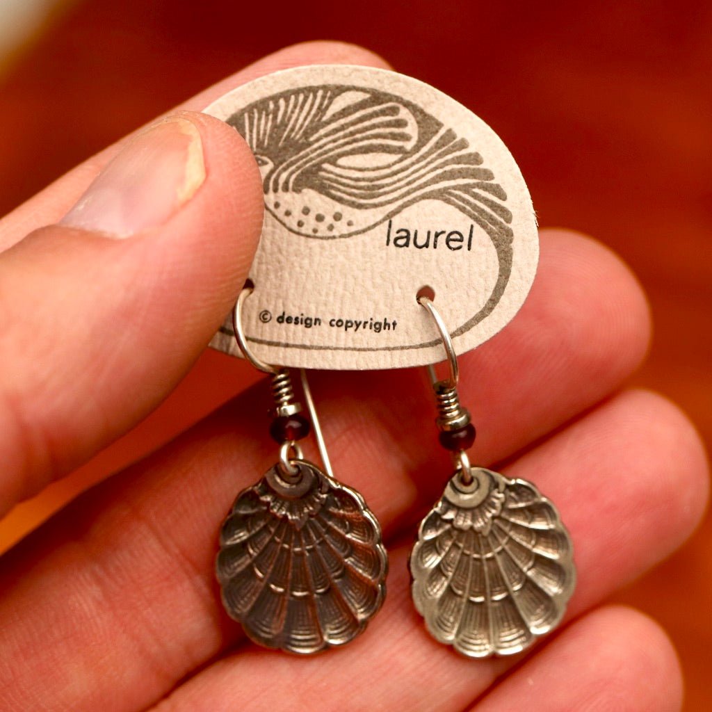 Vintage shell earrings store