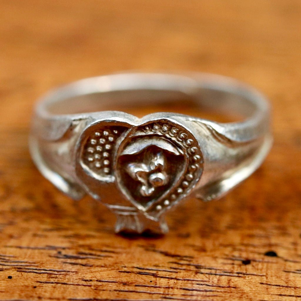 Antique Qing Dynasty Ring - 1016 : Museum of Jewelry