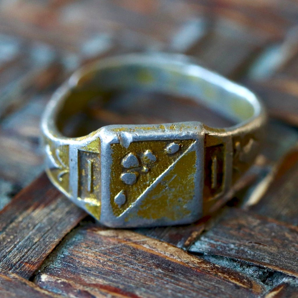Antique Qing Dynasty Ring - 1003 : Museum of Jewelry