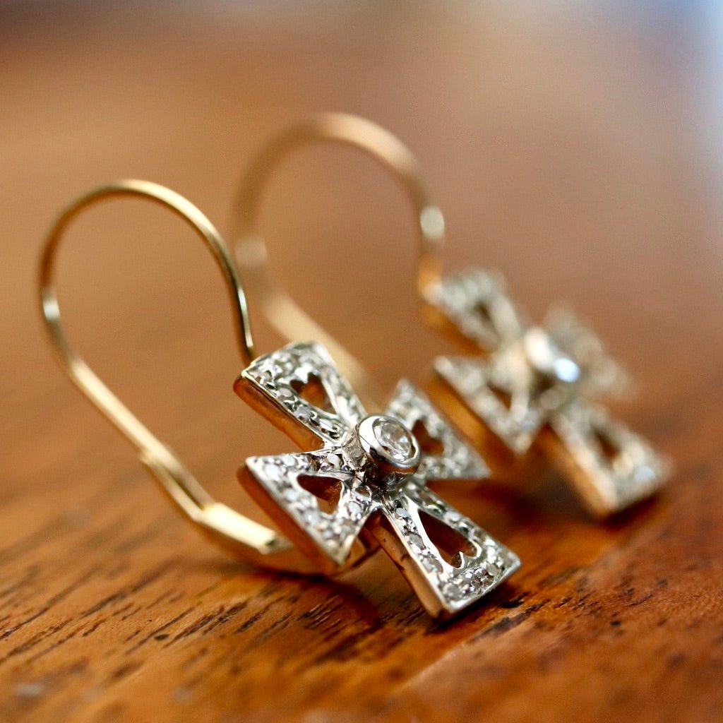 Eleanor of Aquitaine 14k Gold and Diamond Earrings : Museum of Jewelry