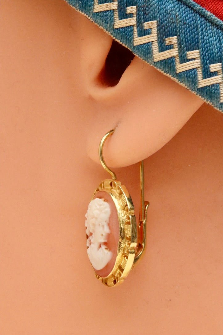 Elizabeth Barrett 14k Gold and Conch Cameo Earrings : Museum of Jewelry
